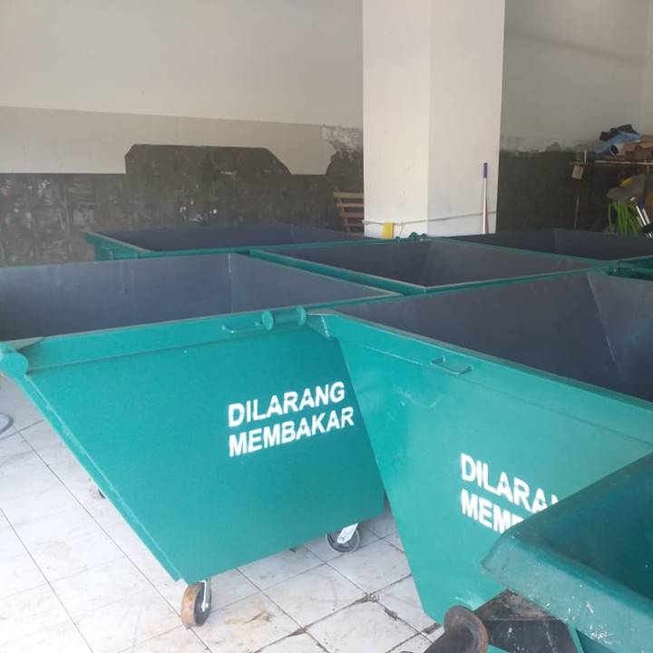 1500L Metal Leach Bin 4-Wheel - Top Bins